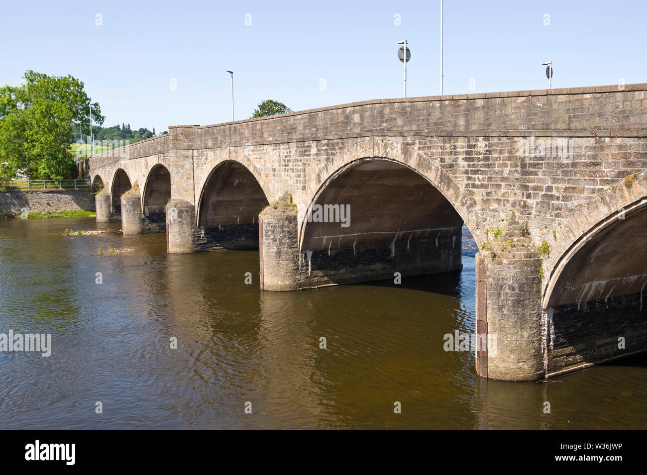 River wye bridge builth wells hi-res stock photography and images - Alamy