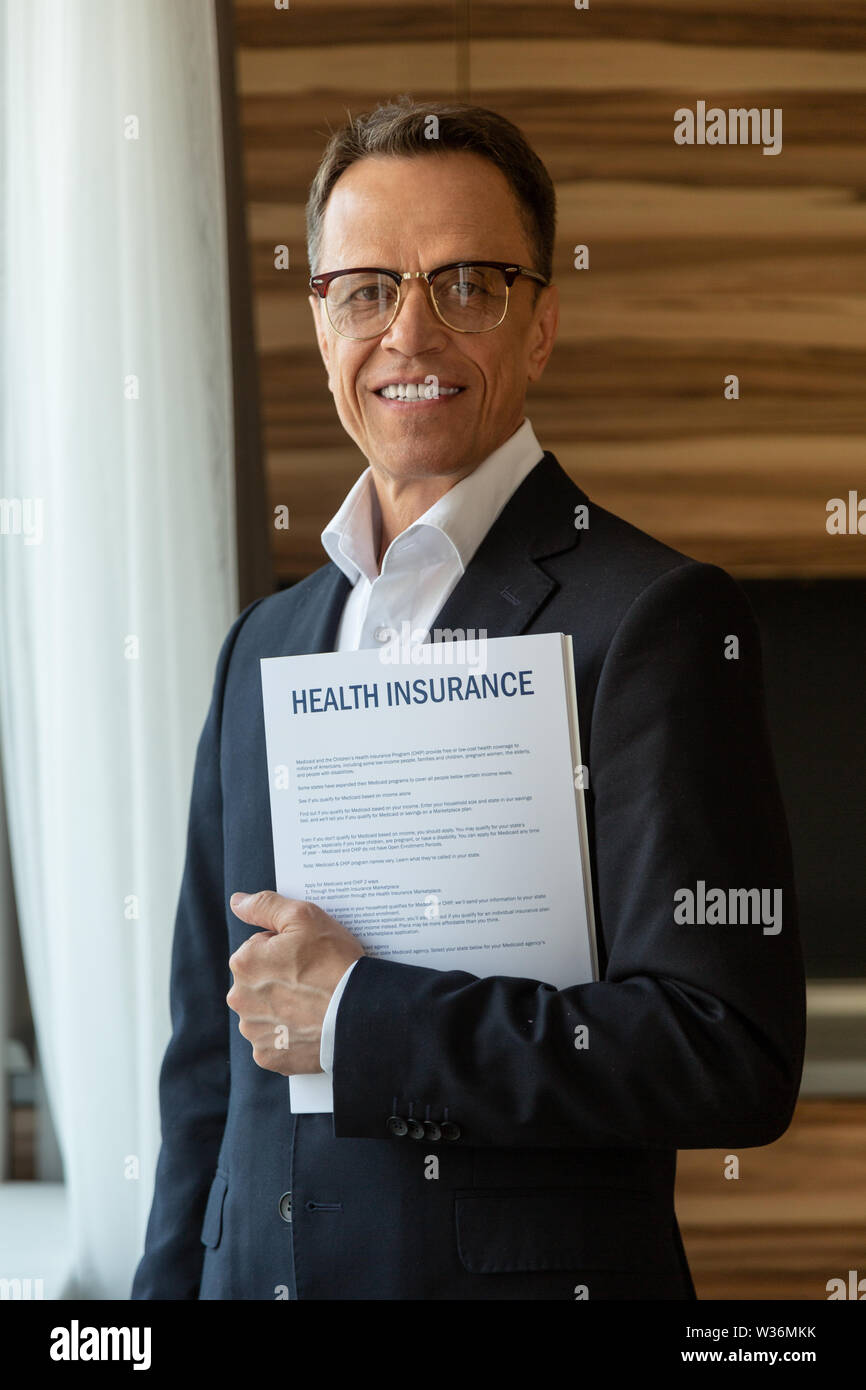 Agent eyewear hi-res stock photography and images - Alamy