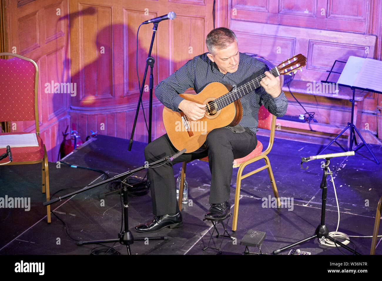 Gary Ryan High Resolution Stock Photography and Images - Alamy