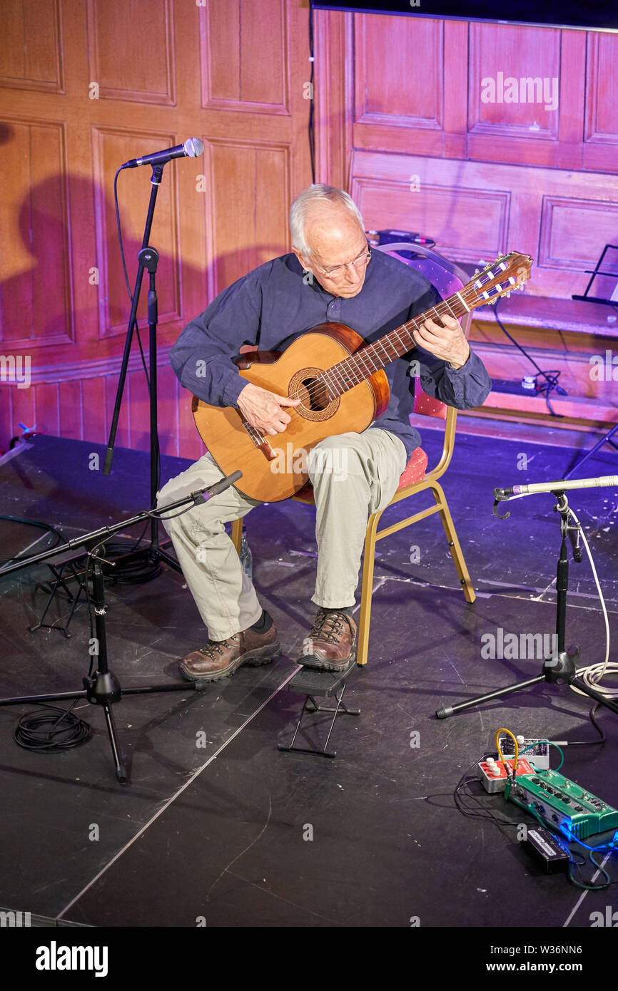 John williams guitarist hi-res stock photography and images - Alamy