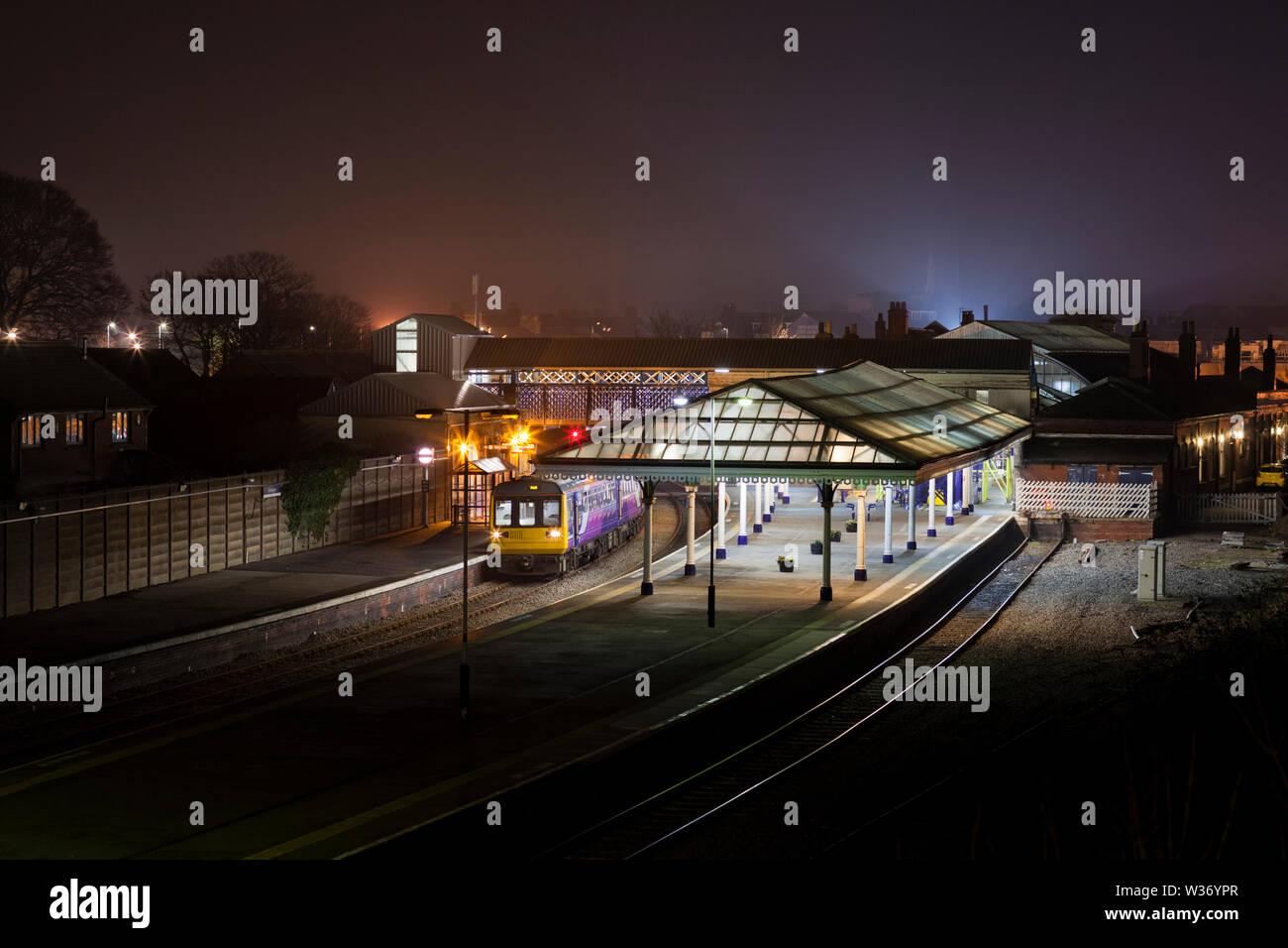 Arriva Northern Rail class 142 pacer train at Bridlington railway ...