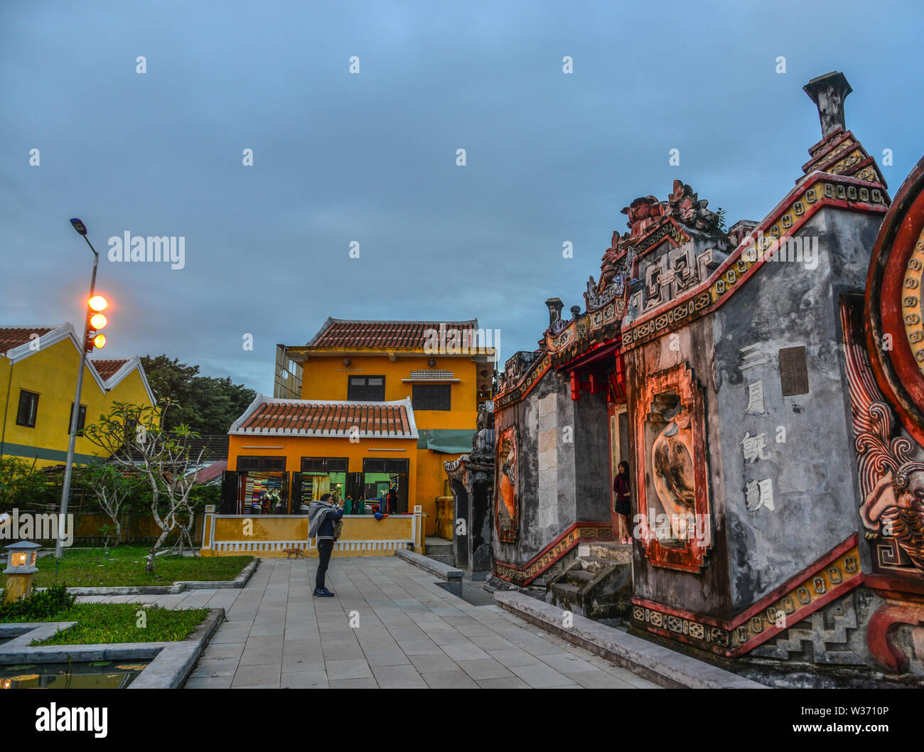 Ba Mu Temple High Resolution Stock Photography and Images - Alamy