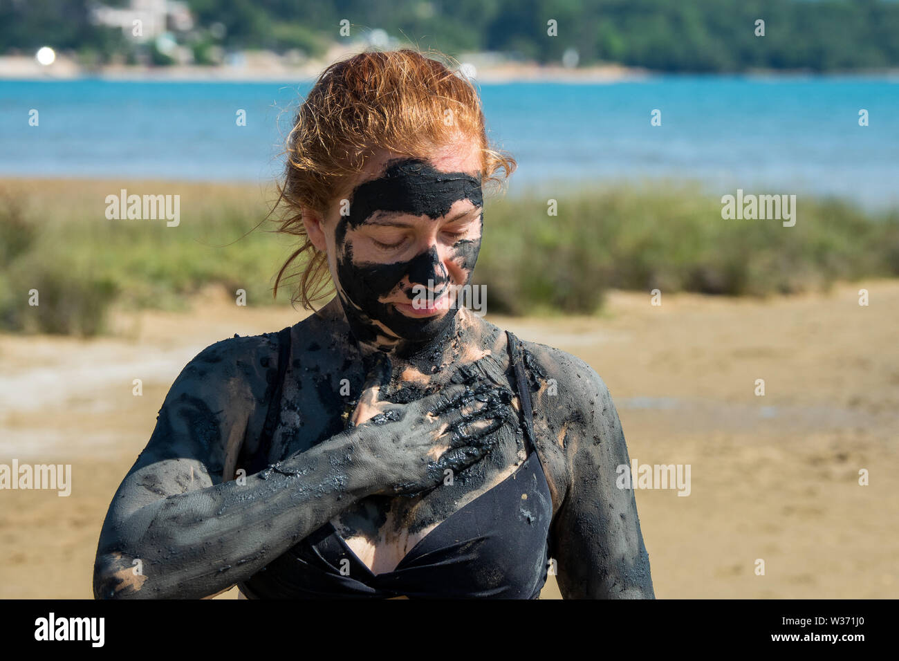 Black mud mask hi-res stock photography and images - Alamy