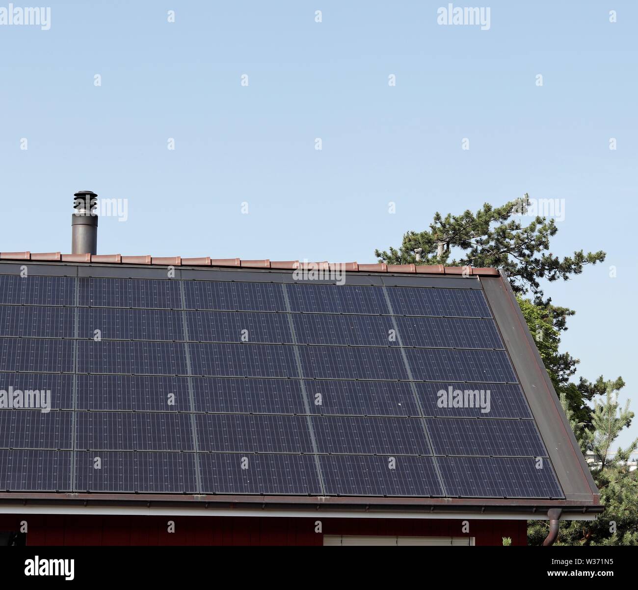 Solar panel roof hi-res stock photography and images - Alamy