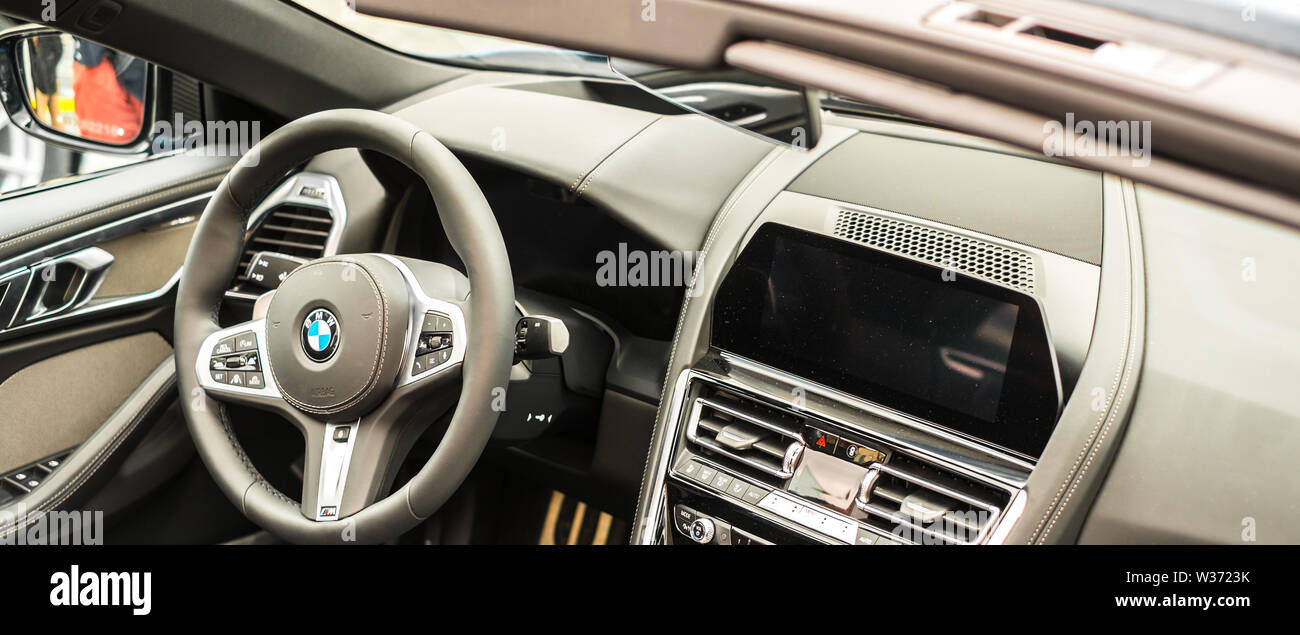 Bmw digital dashboard hi-res stock photography and images - Alamy