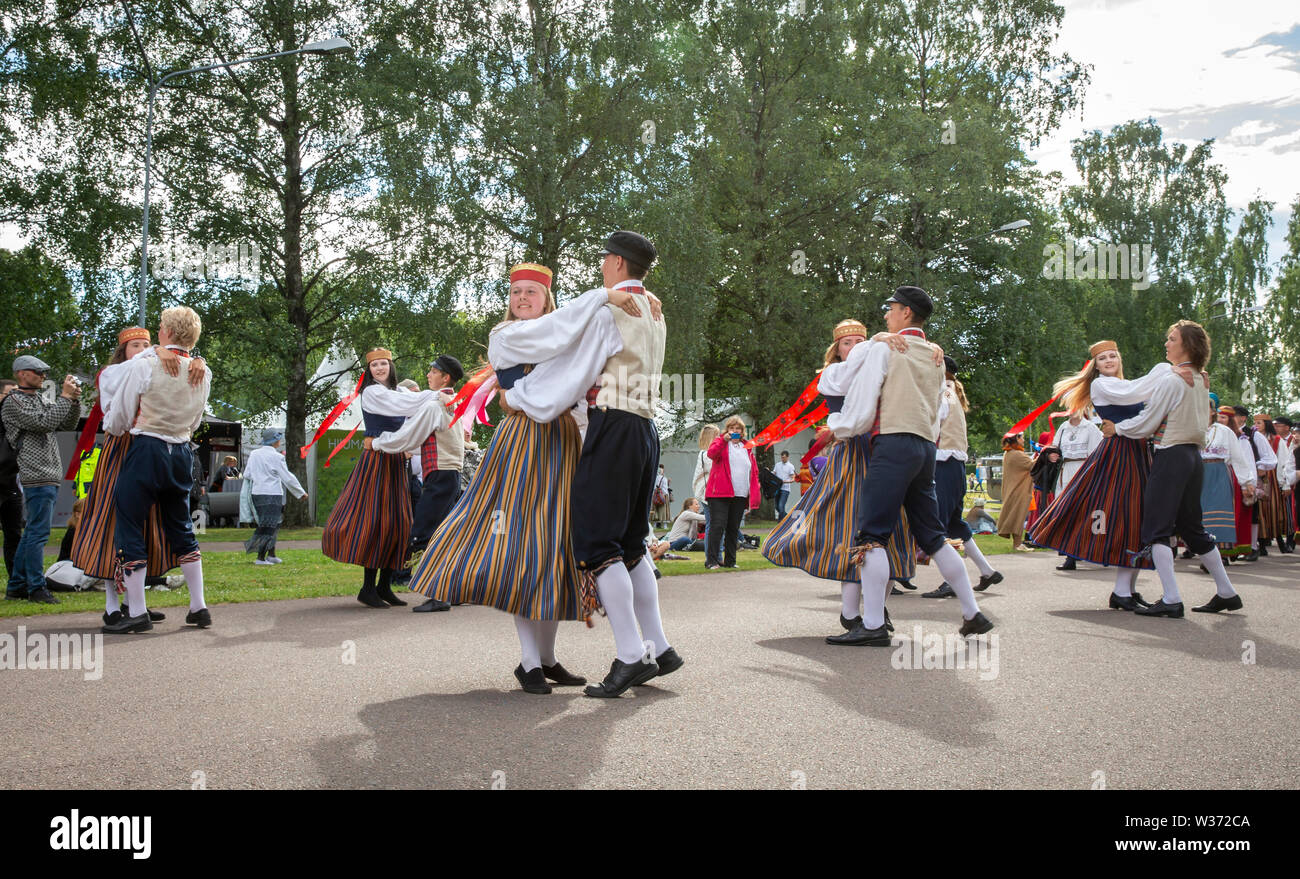 Estonia folk dance hi-res stock photography and images - Alamy