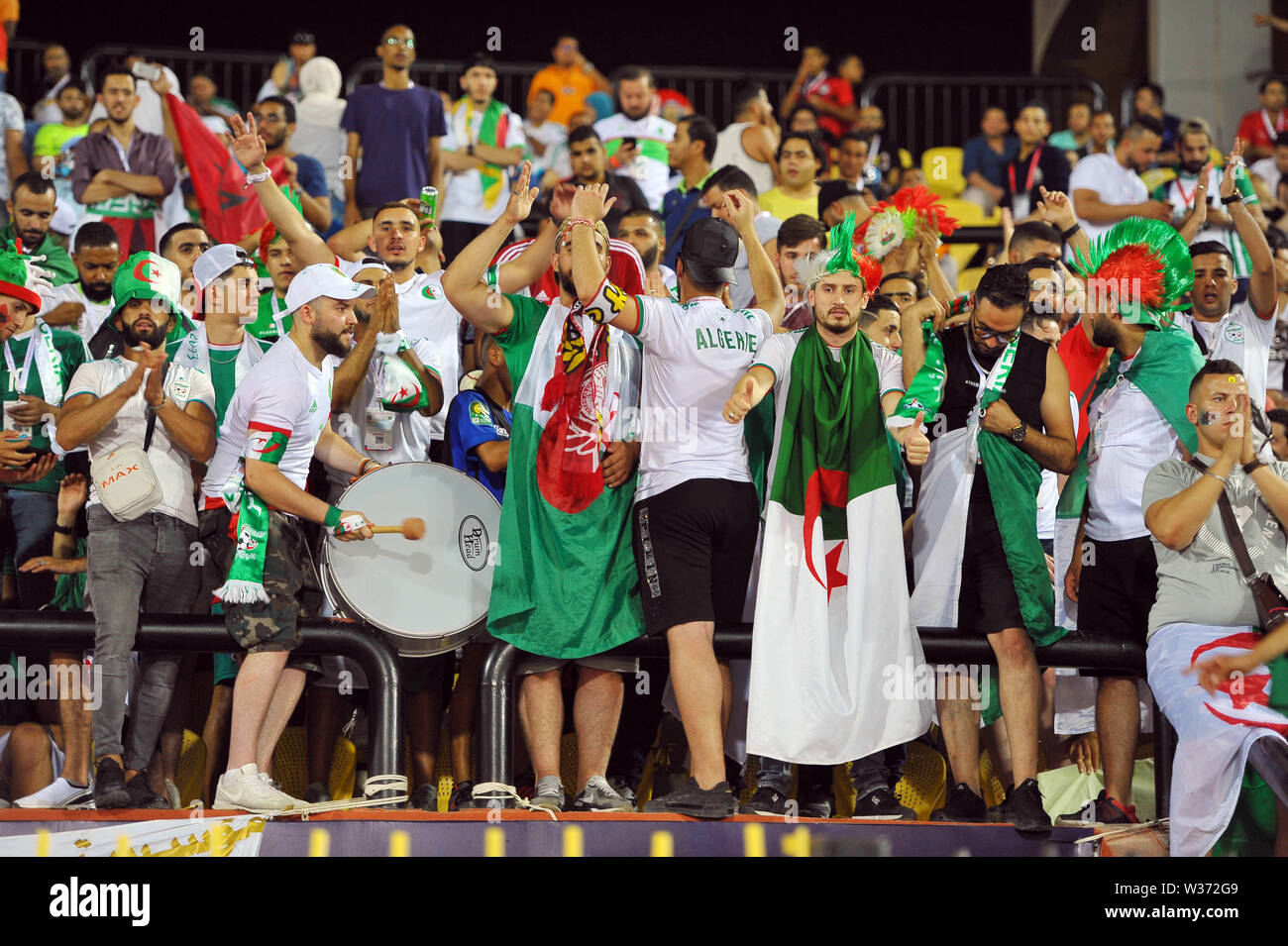 Algerian fans hi-res stock photography and images - Alamy
