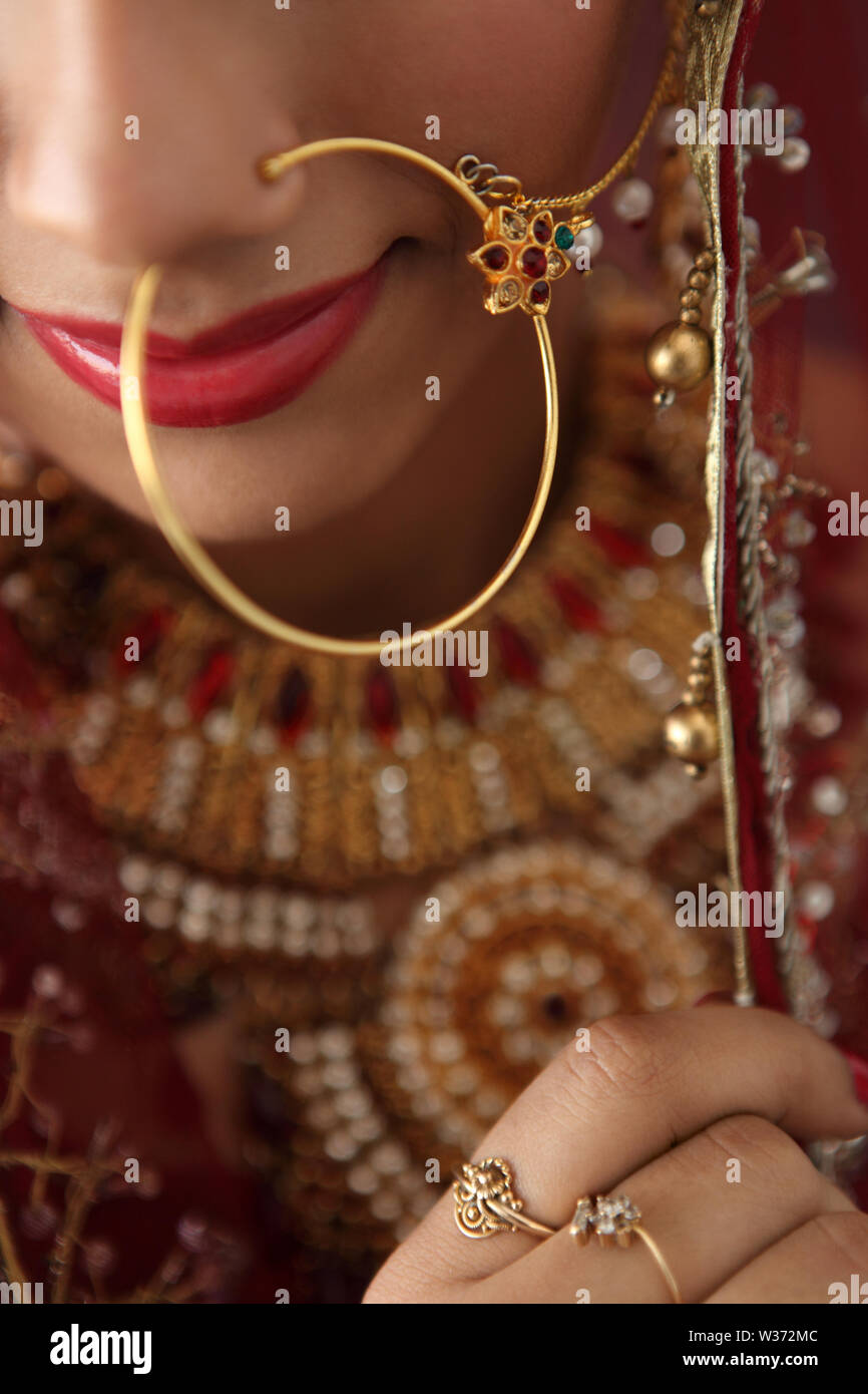 Close up of an Indian bride face Stock Photo - Alamy