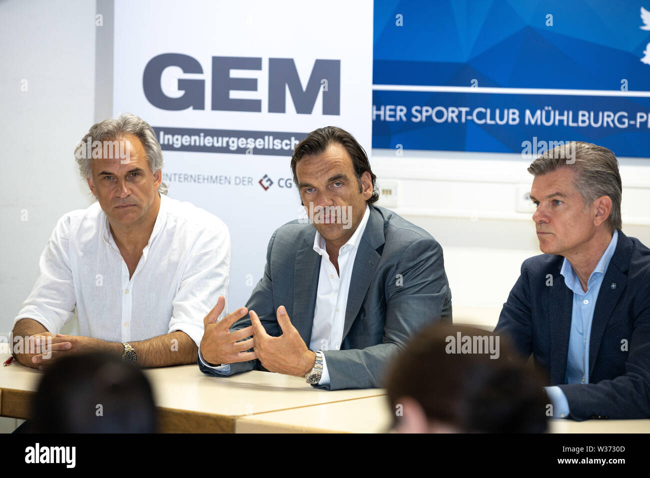 Ingenieurgesellschaft hi-res stock photography and images - Alamy