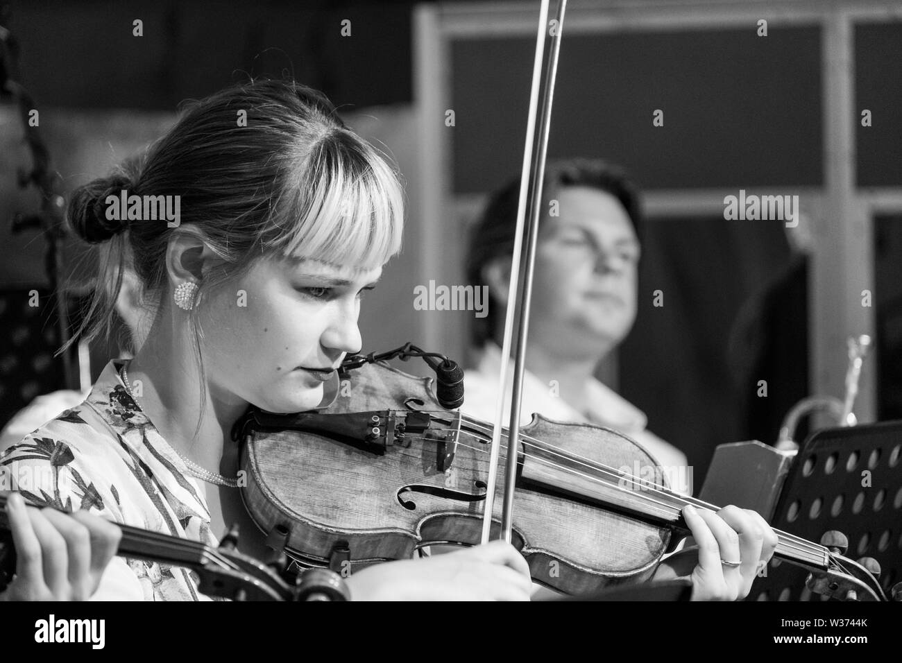 Krakow kazimierz jewish singer hi-res stock photography and images - Alamy