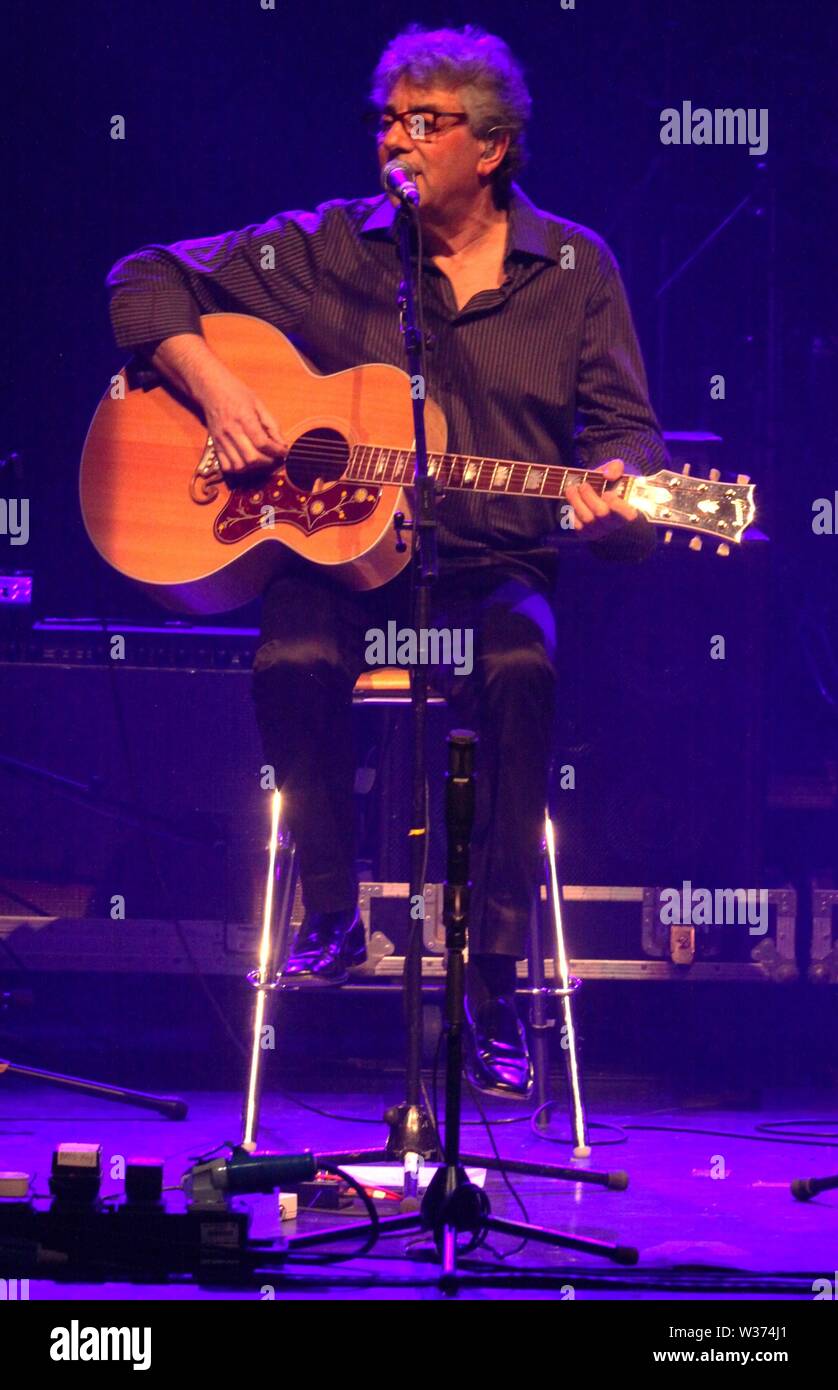 Ian graham liverpool fc hi-res stock photography and images - Alamy