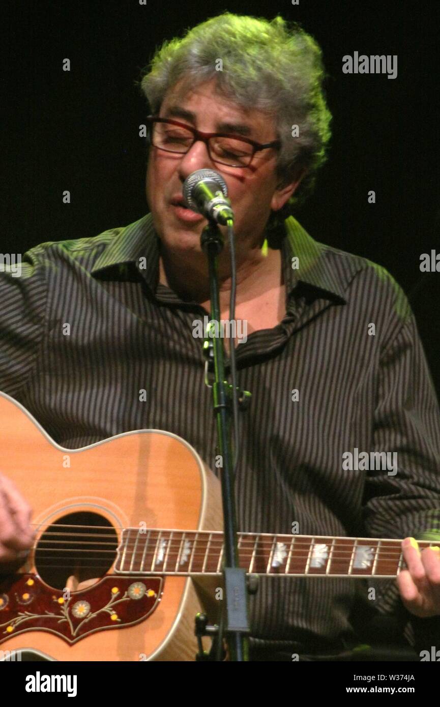 Ian graham liverpool fc hi-res stock photography and images - Alamy