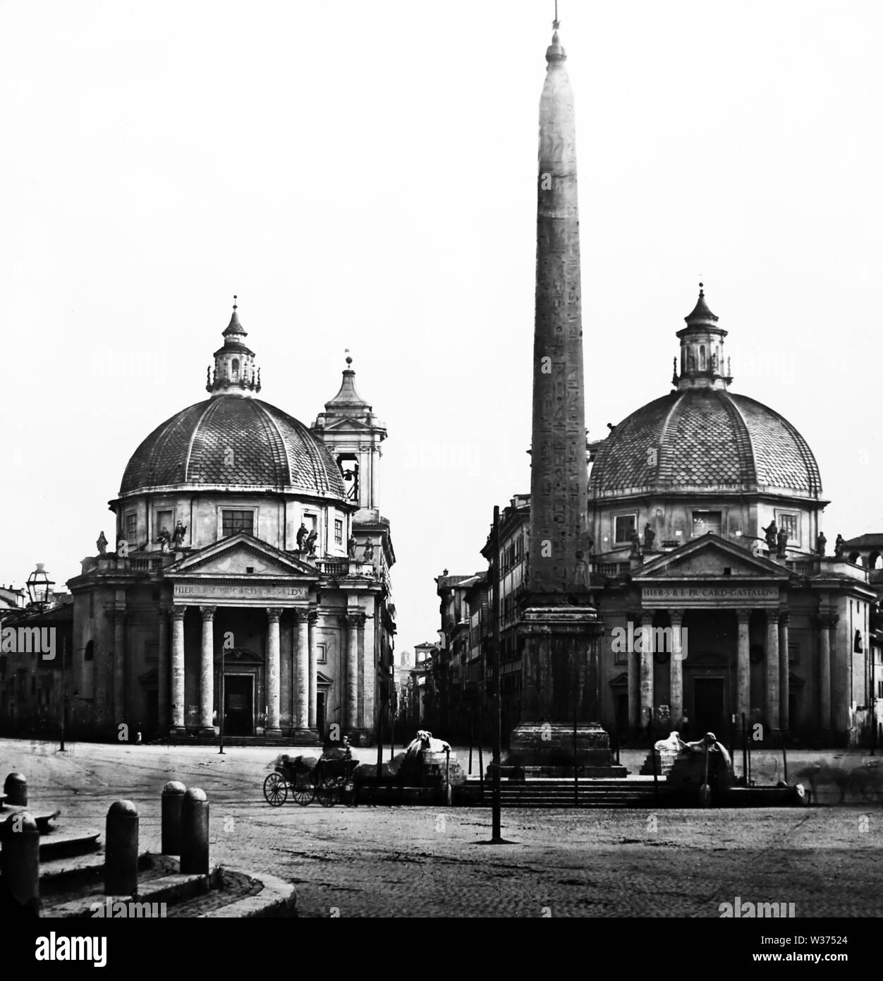 Popola hi-res stock photography and images - Alamy