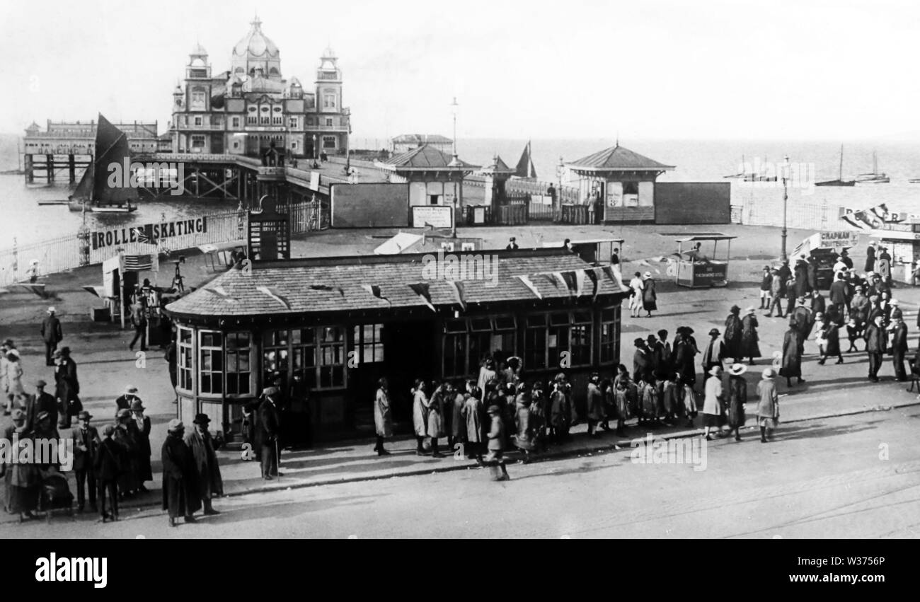 Central Pier, Morecambe Stock Photo - Alamy