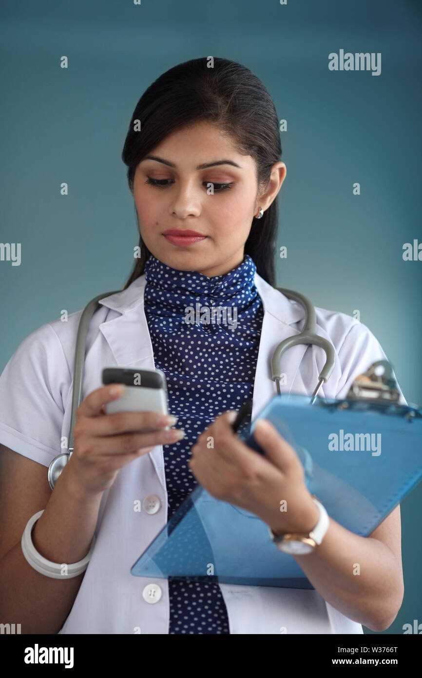 Messaging tools hi-res stock photography and images - Alamy