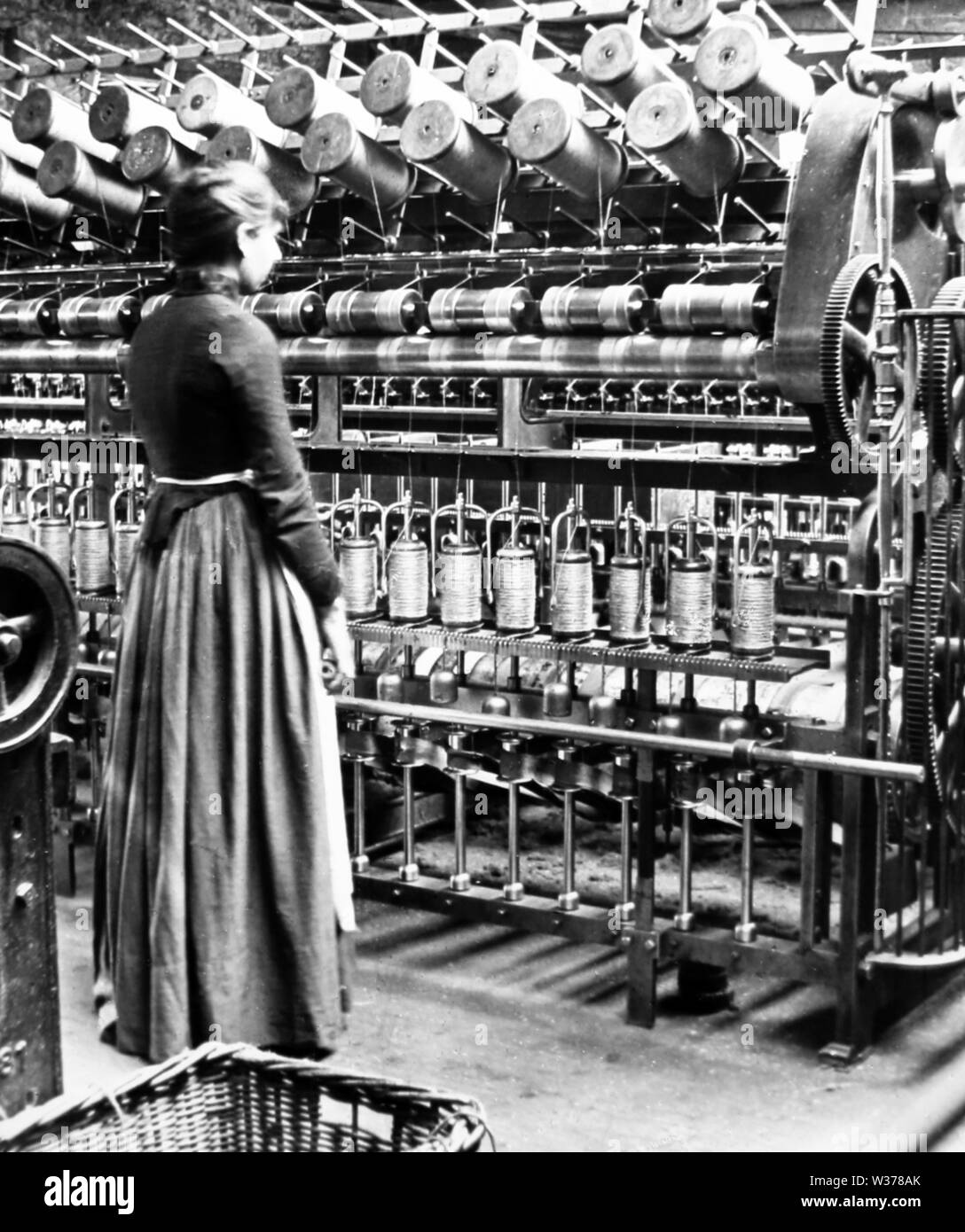 Linen manufacture, Twisting frame Stock Photo - Alamy