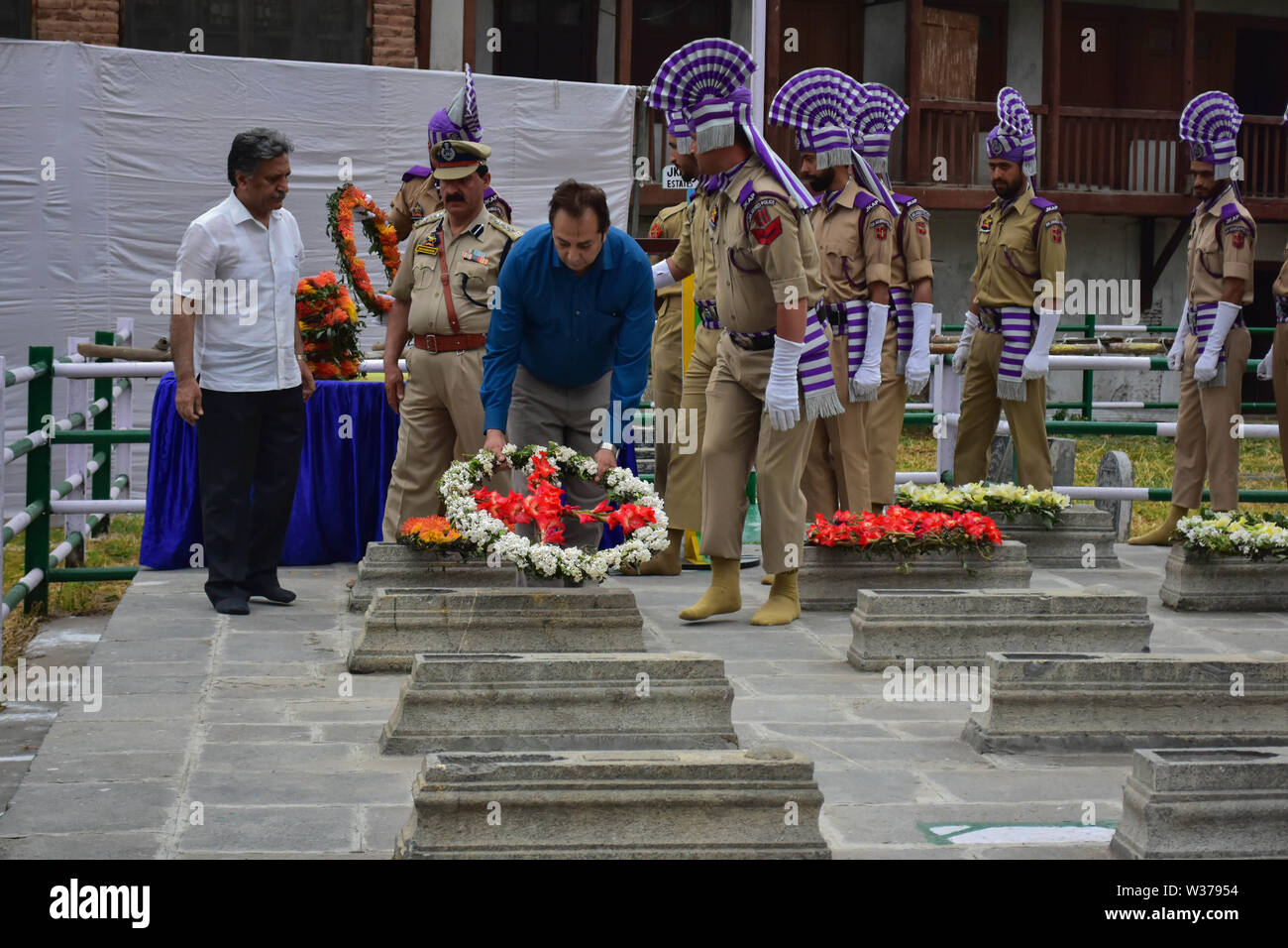 Indian army martyrs hi-res stock photography and images - Alamy