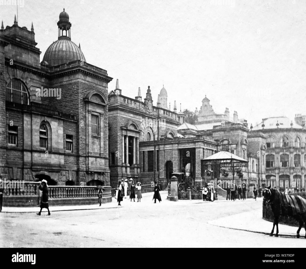 Victorian baths harrogate hi-res stock photography and images - Alamy