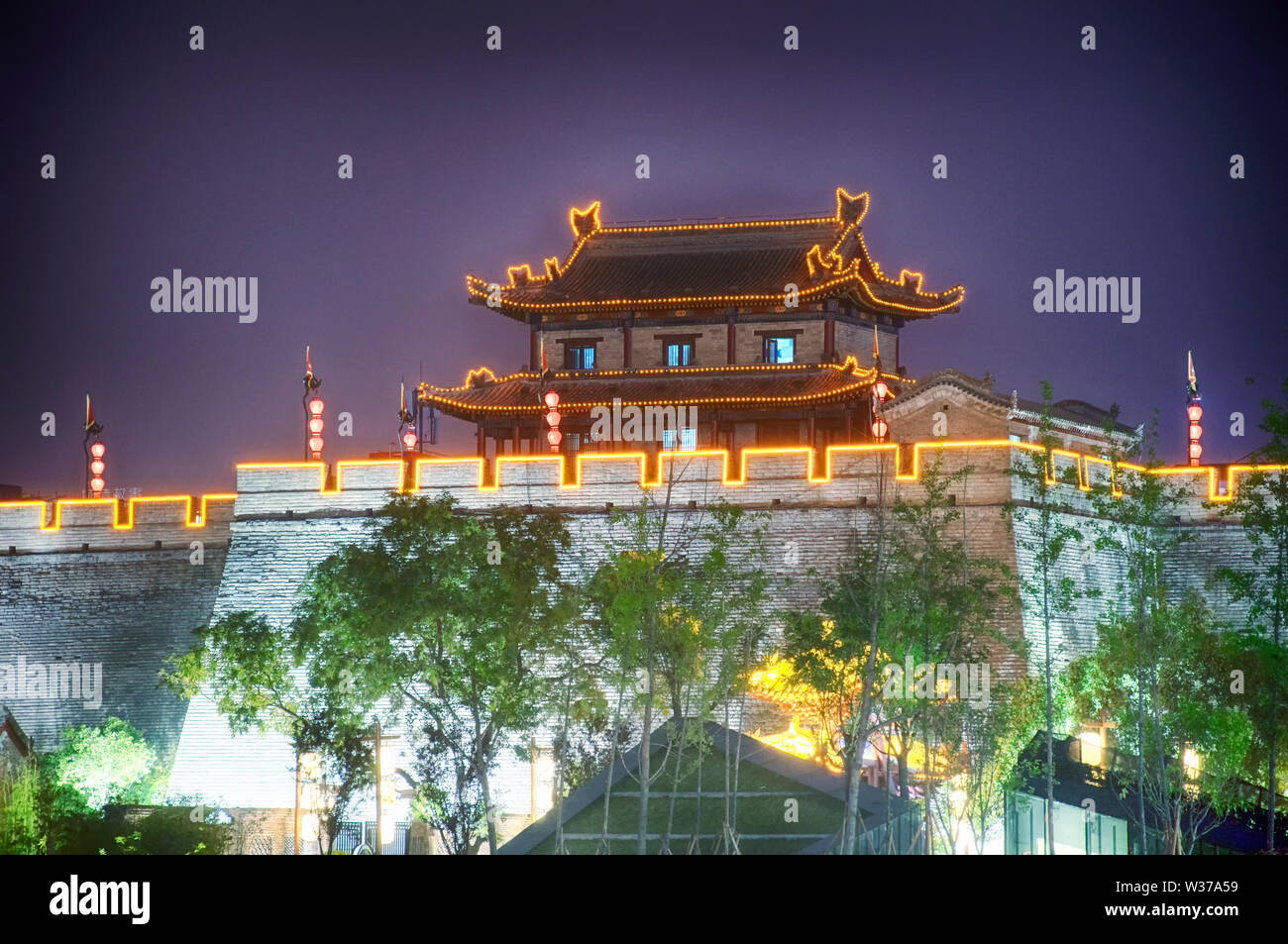 Xi an city night view hi-res stock photography and images - Alamy