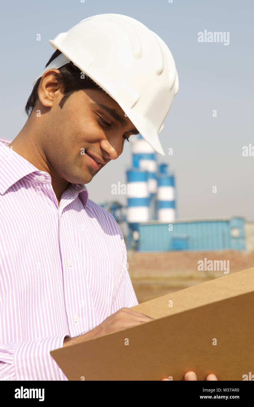 Supervisors formal clothing hi-res stock photography and images - Alamy