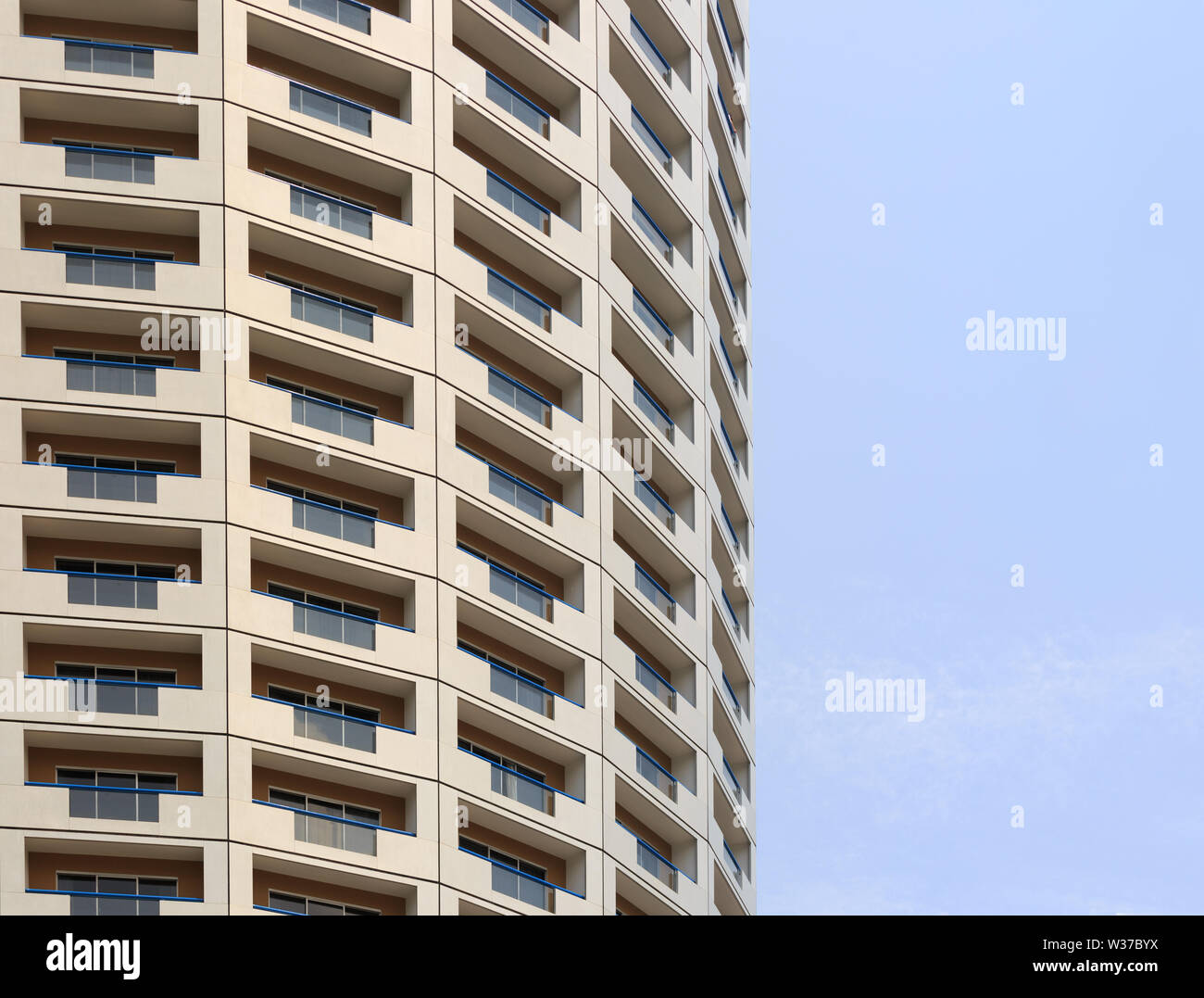 Singapore-21 NOV 2018:curve tower building facade in blue sky Stock ...