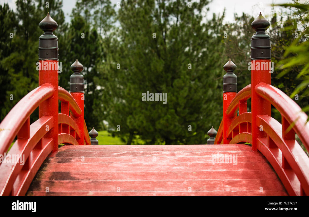 Traditional japanese large river hi-res stock photography and images ...