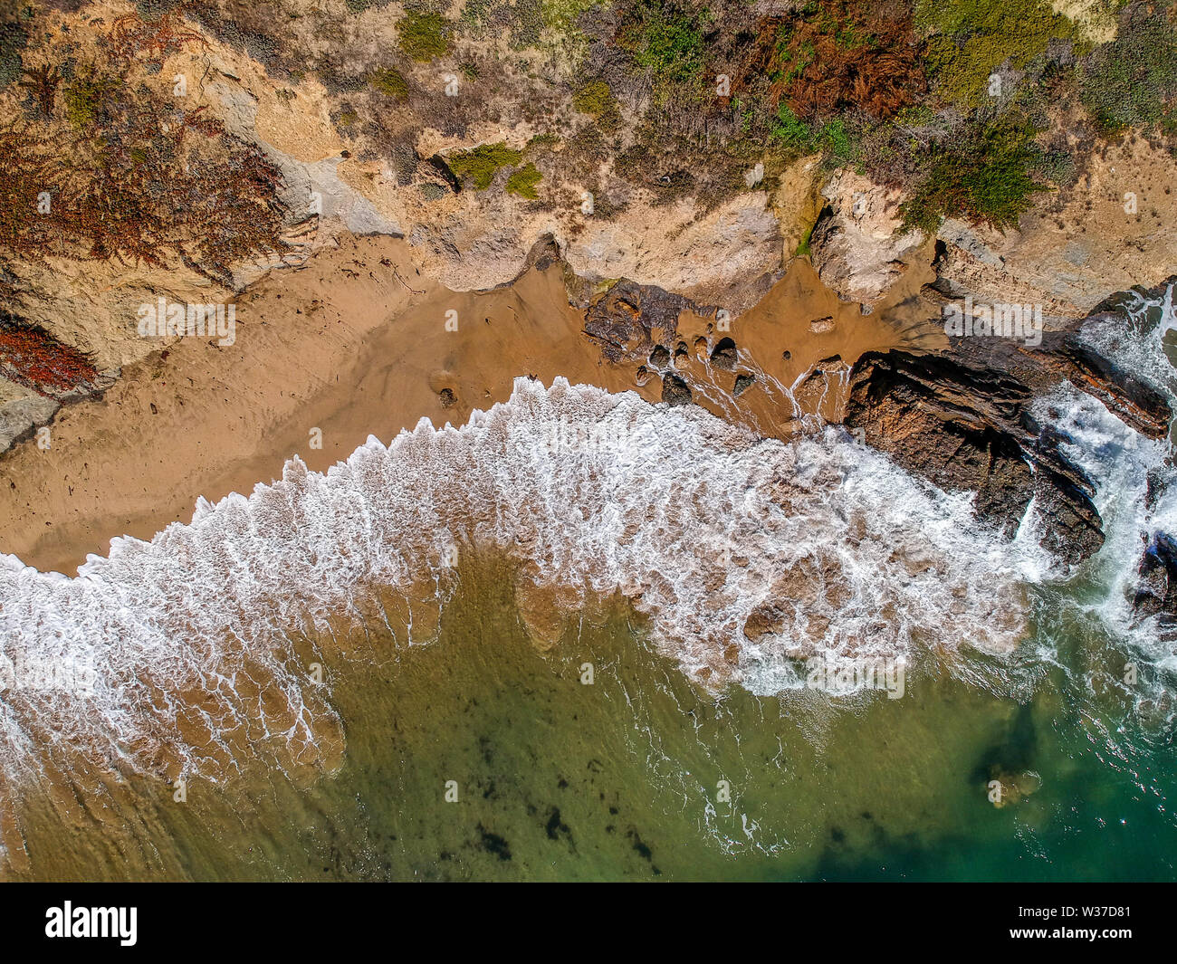 Aerial view of ocean waves Stock Photo - Alamy