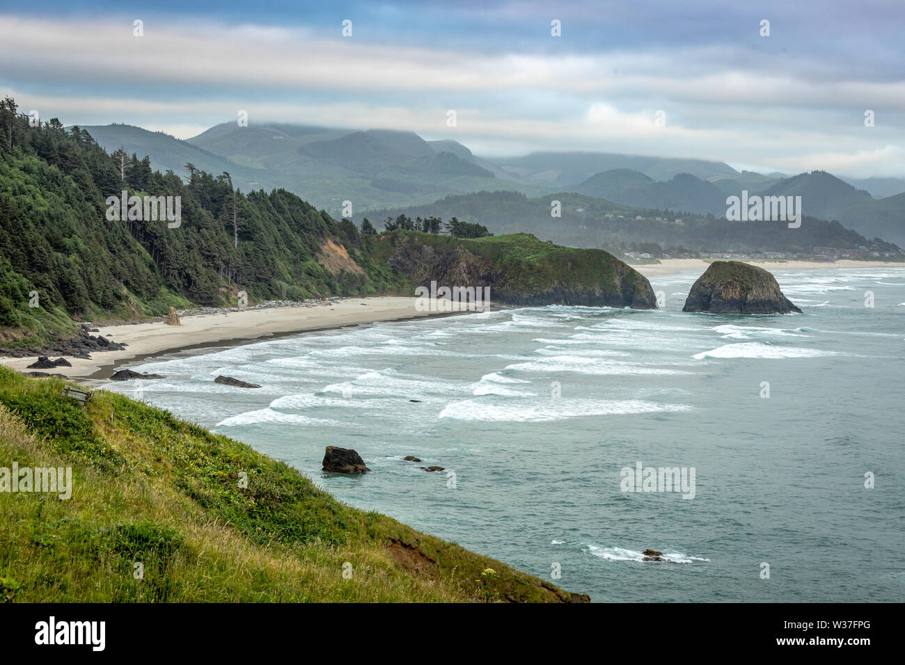 Ecola strand hi-res stock photography and images - Alamy