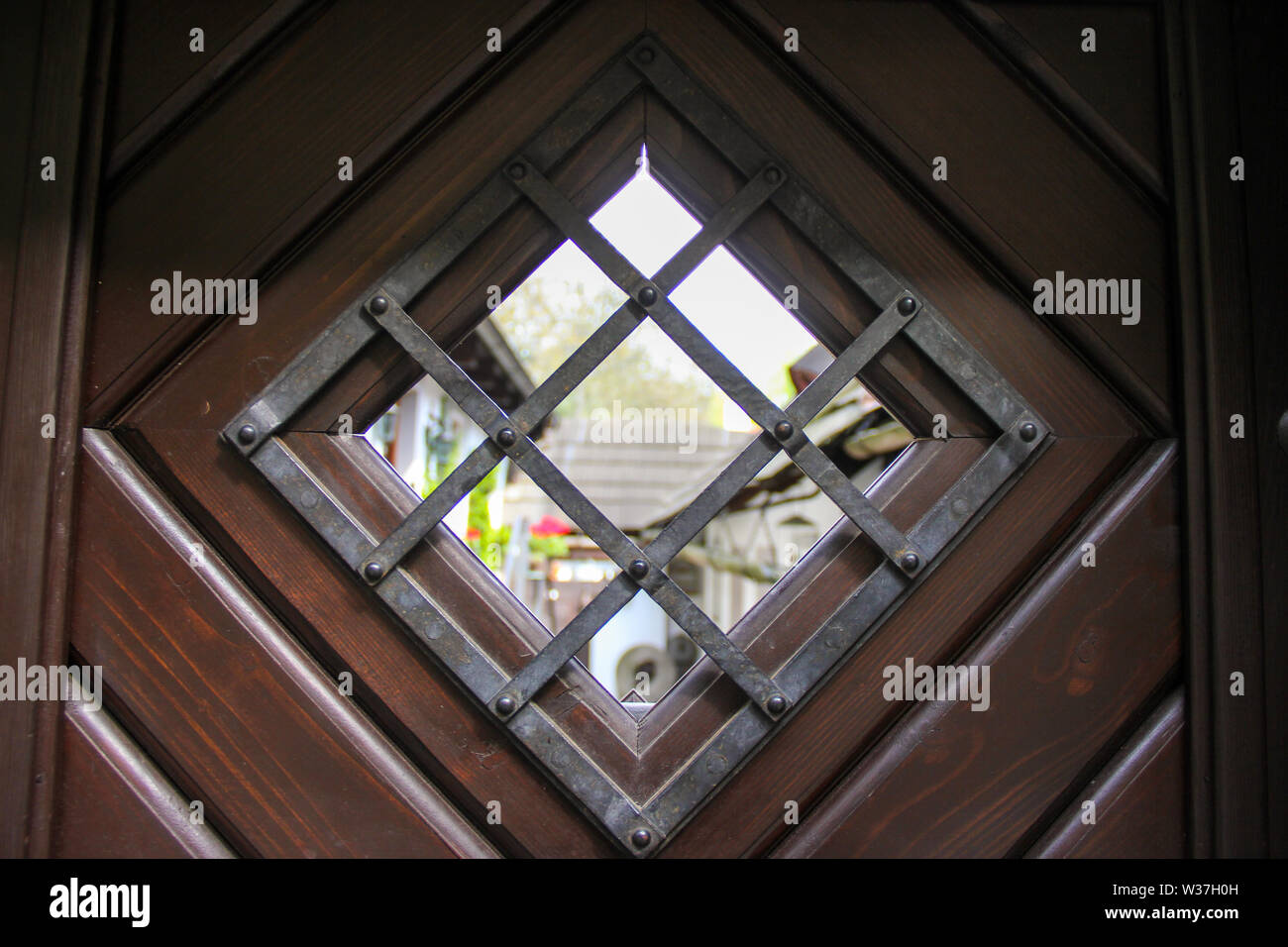 Rhombuses In Architecture