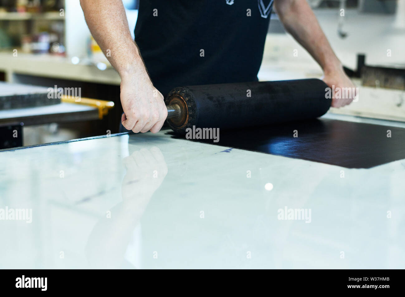 Roller printing craft hi-res stock photography and images - Alamy