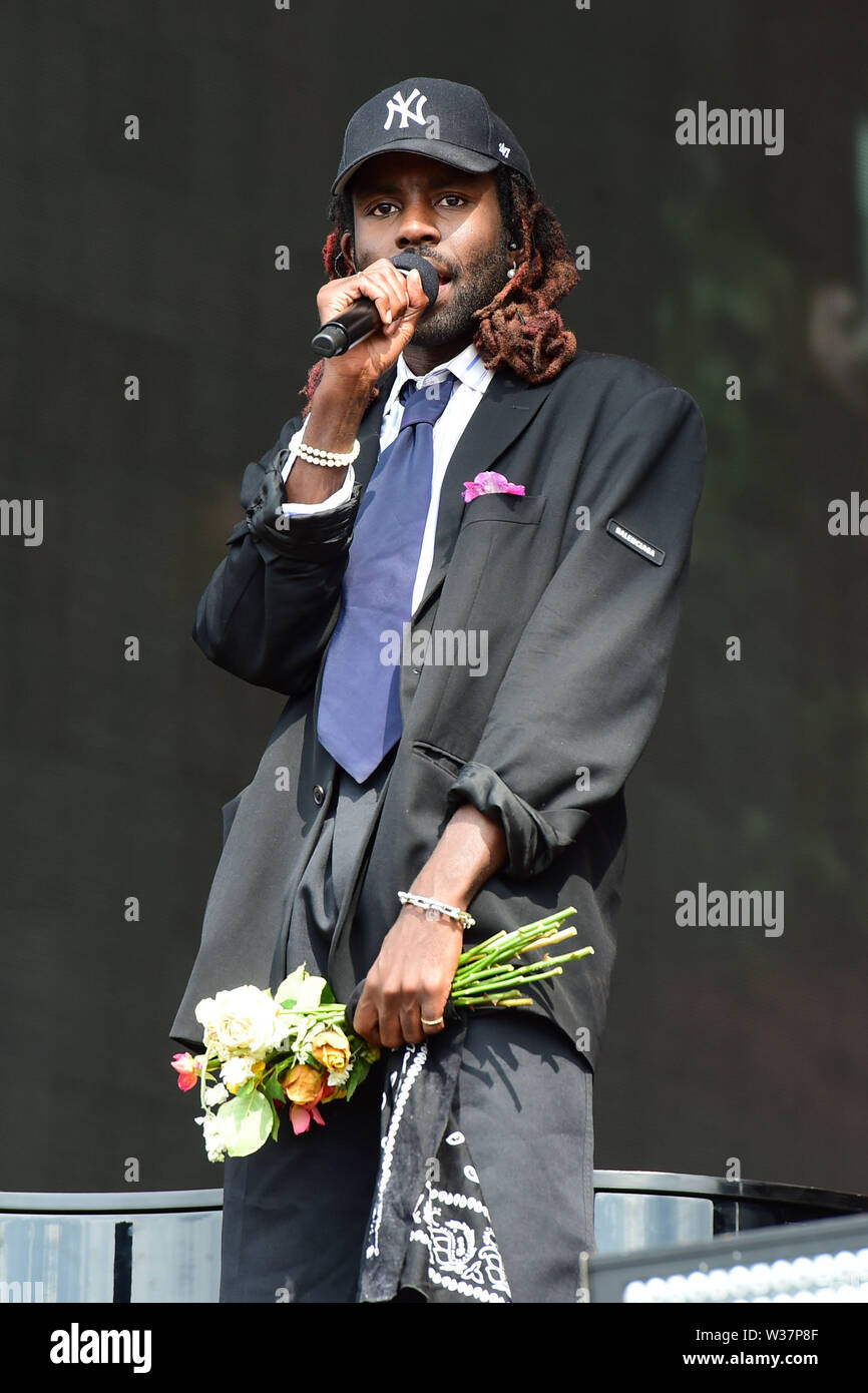Dev Hynes of Blood Orange performs during the British Summer Time ...
