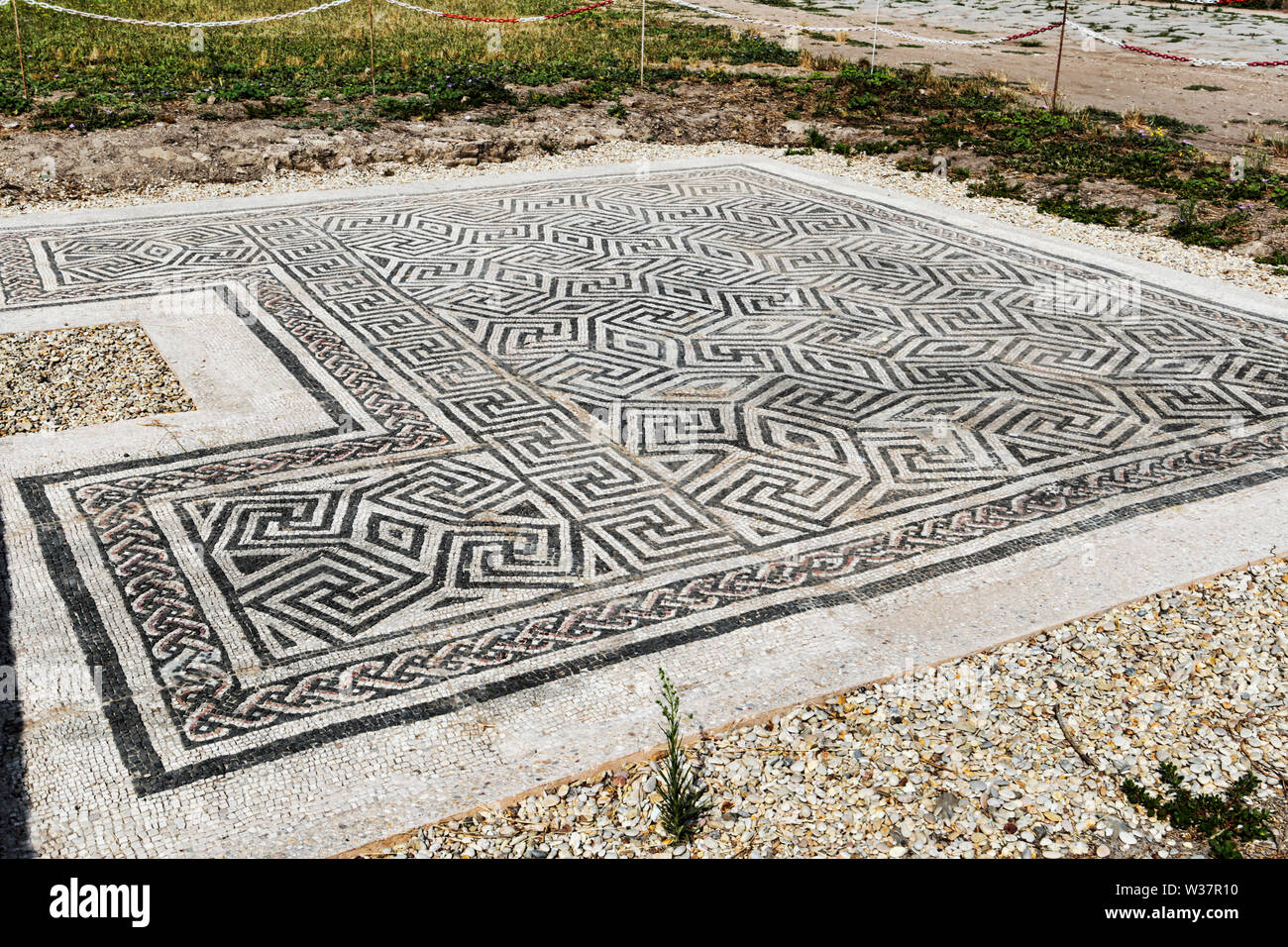 Roman mosaic pavement hi-res stock photography and images - Alamy