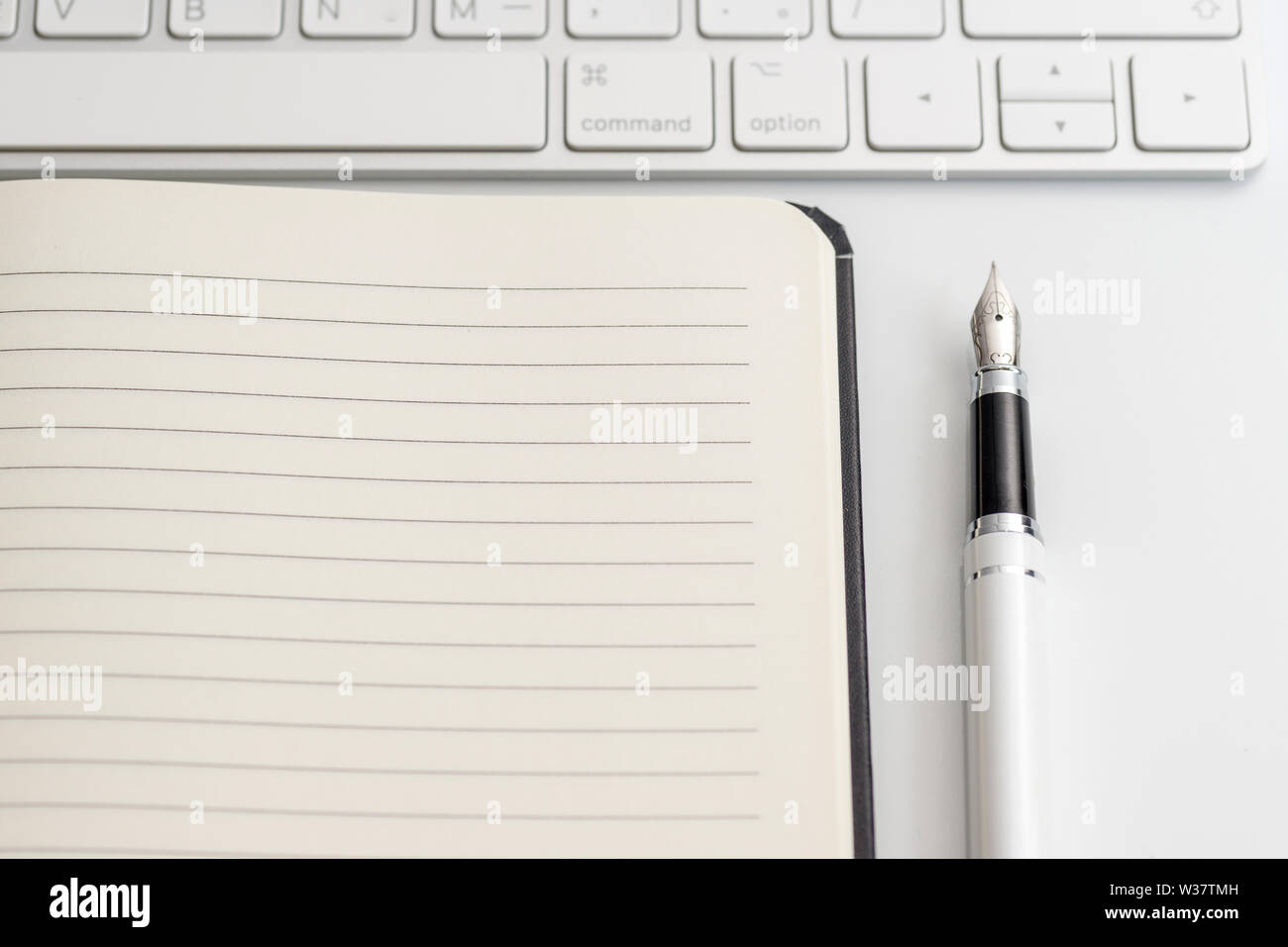 Reading document from notepad hi-res stock photography and images - Alamy