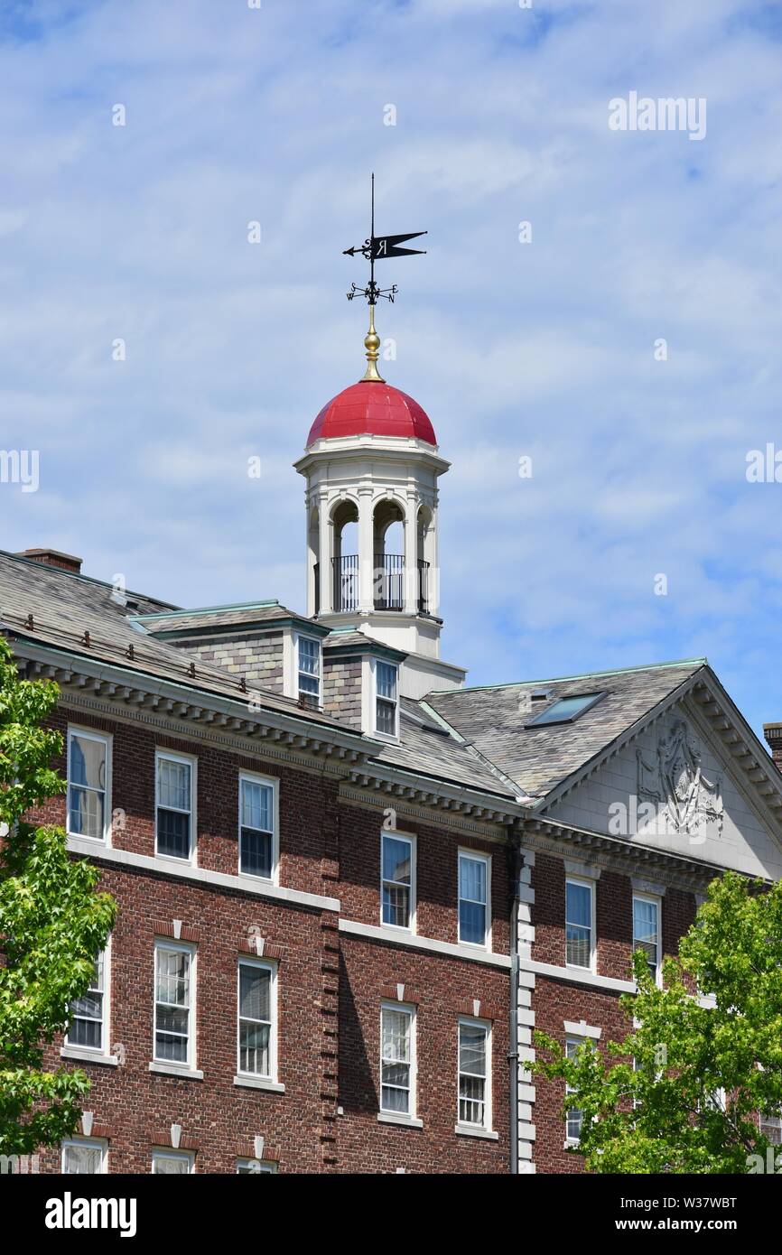 Views around Harvard University featuring Harvard Square, Harvard Yard ...