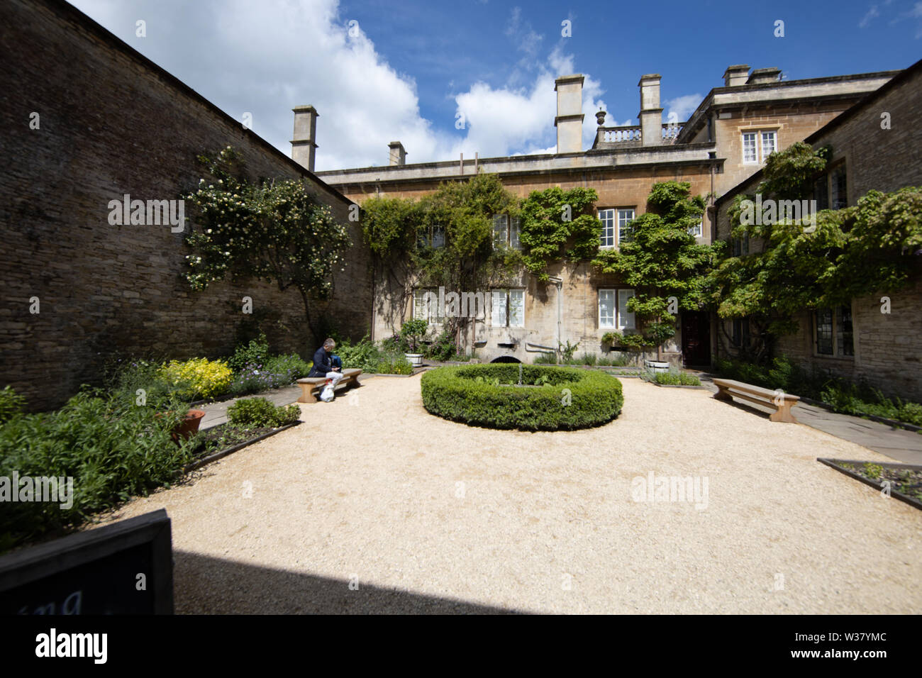 internal yard and garden of dyrham park house Stock Photo - Alamy