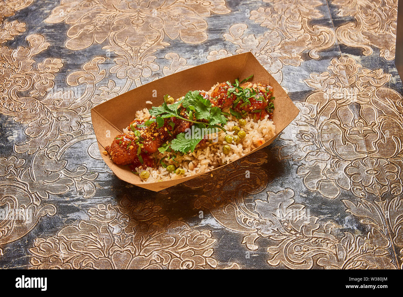 Sticky fried Chicken Stock Photo - Alamy