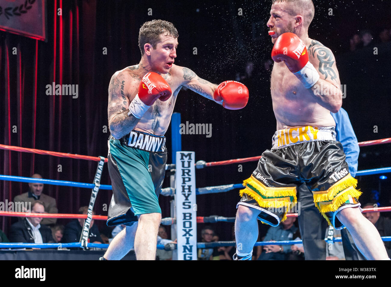 Boxing match, Danny O'Connor vs Michael McLaughlin, hosted by Murphys ...