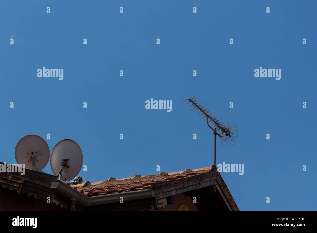 Antenna tv old fashioned hi-res stock photography and images - Alamy