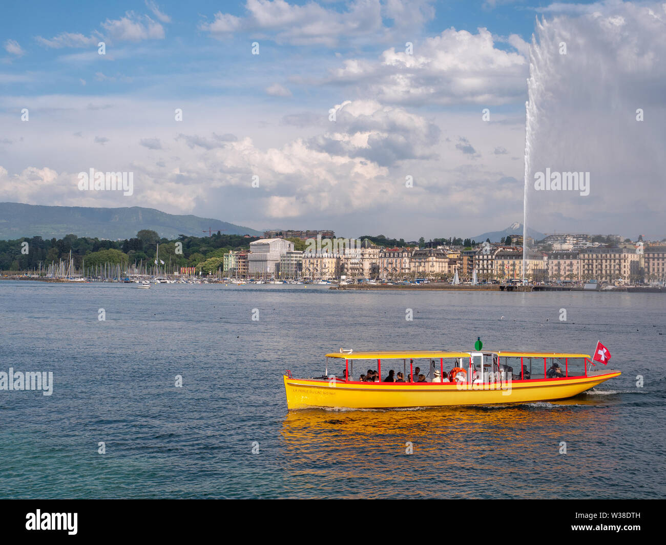Jet boat switzerland hi-res stock photography and images - Alamy