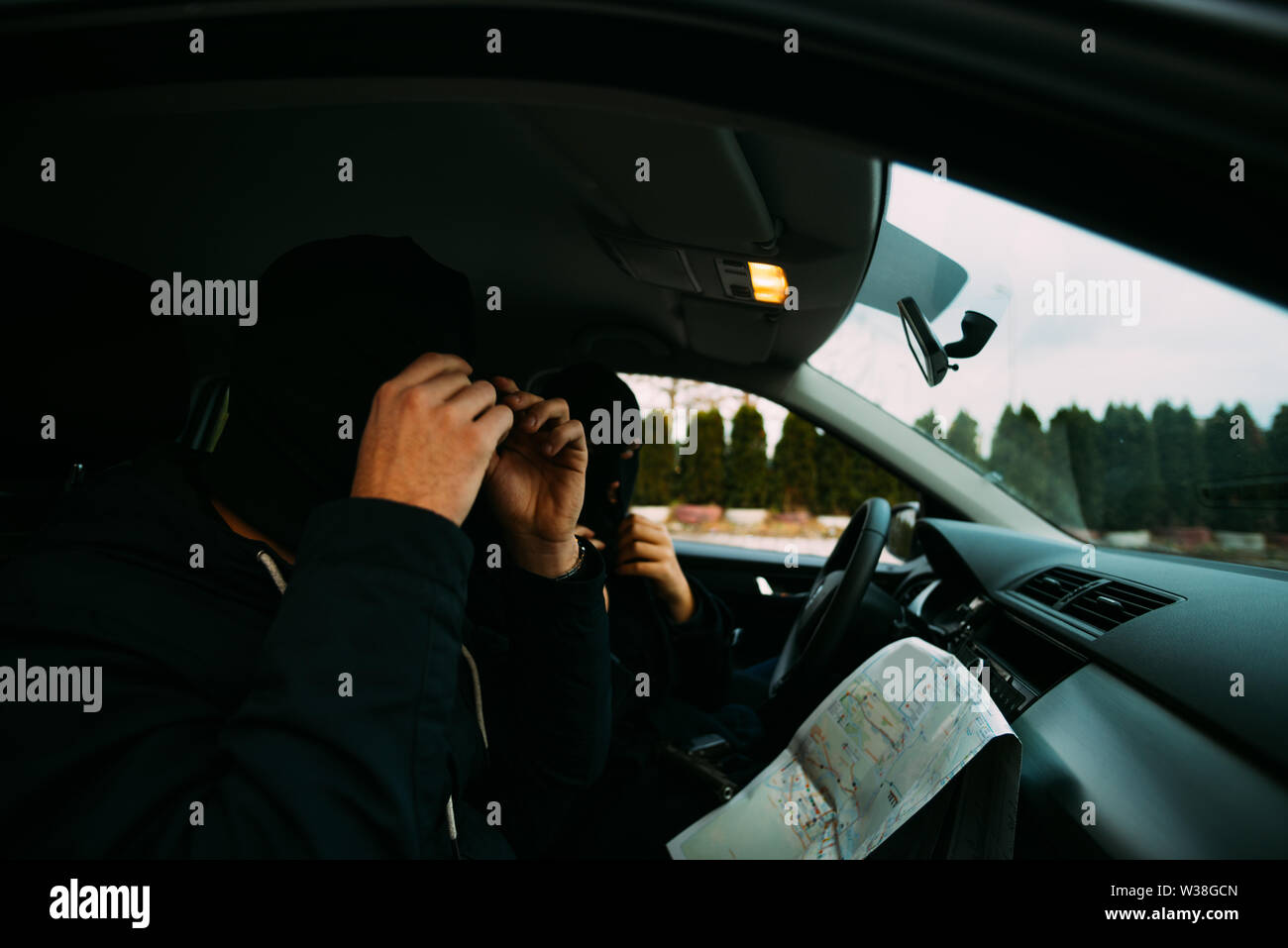 Bank robbers hi-res stock photography and images - Alamy