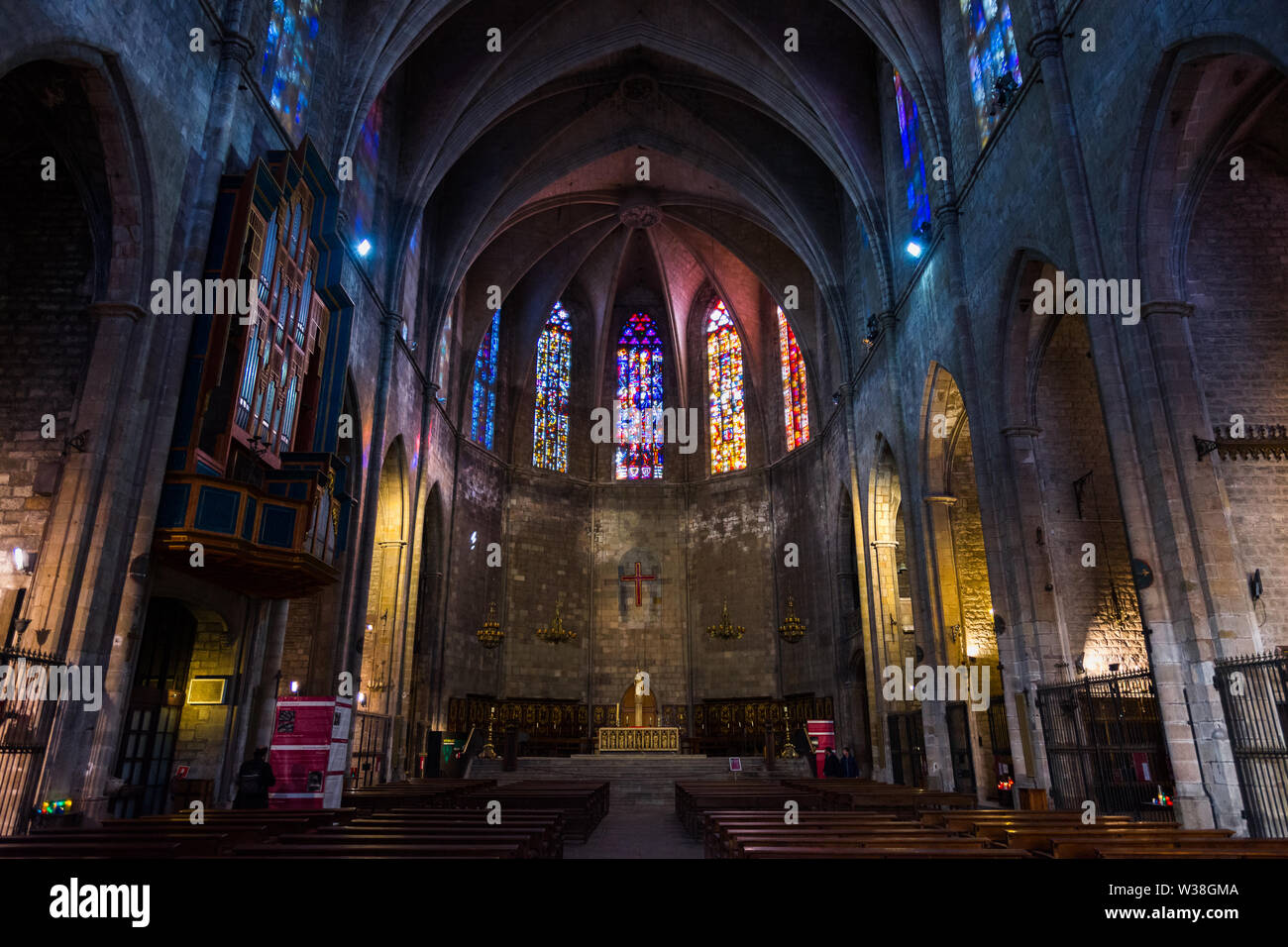 Esglesia de Santa Maria del PI, detail of the central nave with golden ...