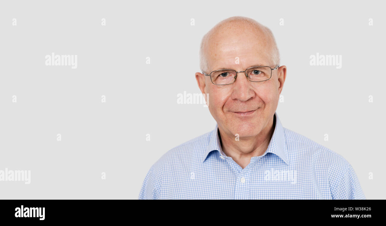 Handsome old man studio hi-res stock photography and images - Alamy