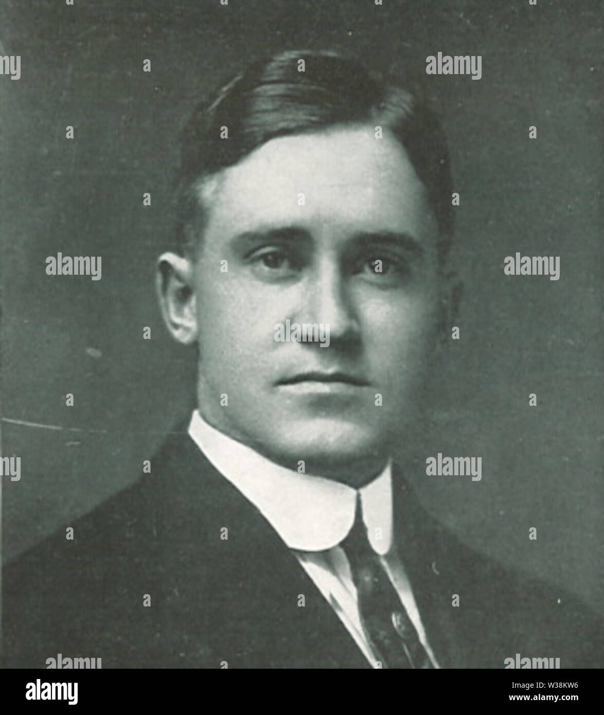 Walter Roman's Instagram, Twitter & Facebook on IDCrawl