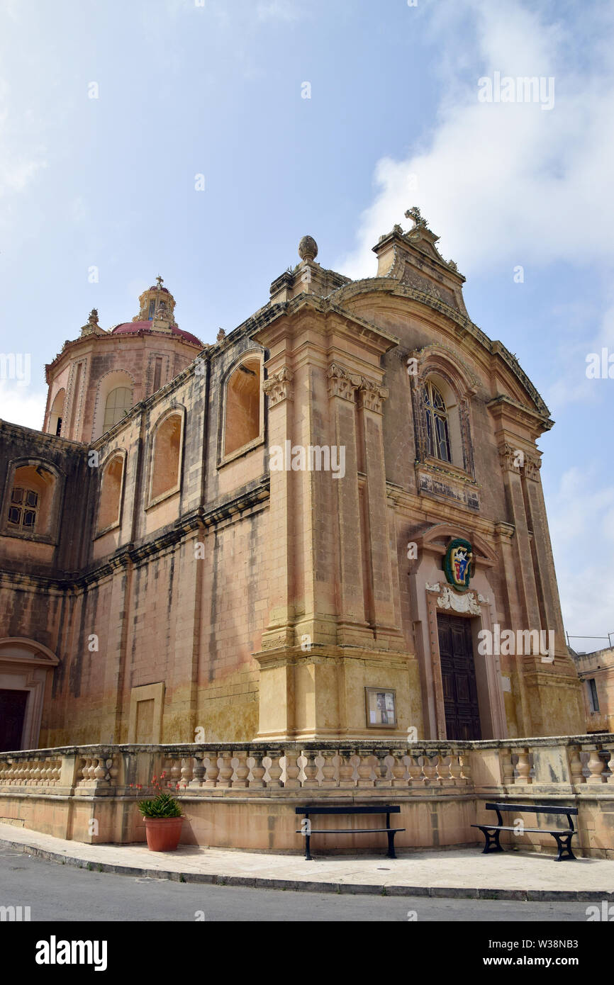 Qrendi church hi-res stock photography and images - Alamy