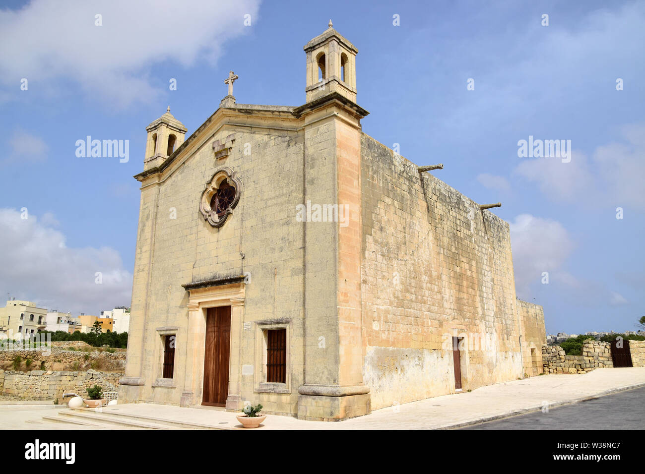 Qrendi chapel hi-res stock photography and images - Alamy