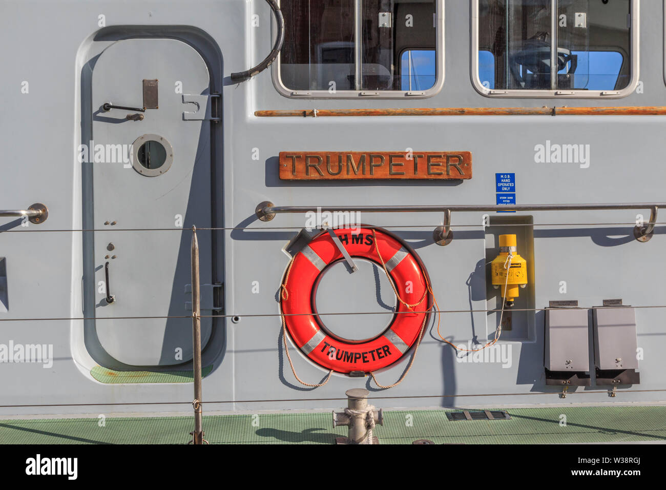 Hms trumpeter is an archer class patrol vessel p2000 type patrol hi-res ...