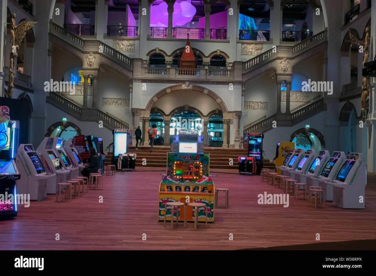 Dutch hall arcade hi-res stock photography and images - Alamy