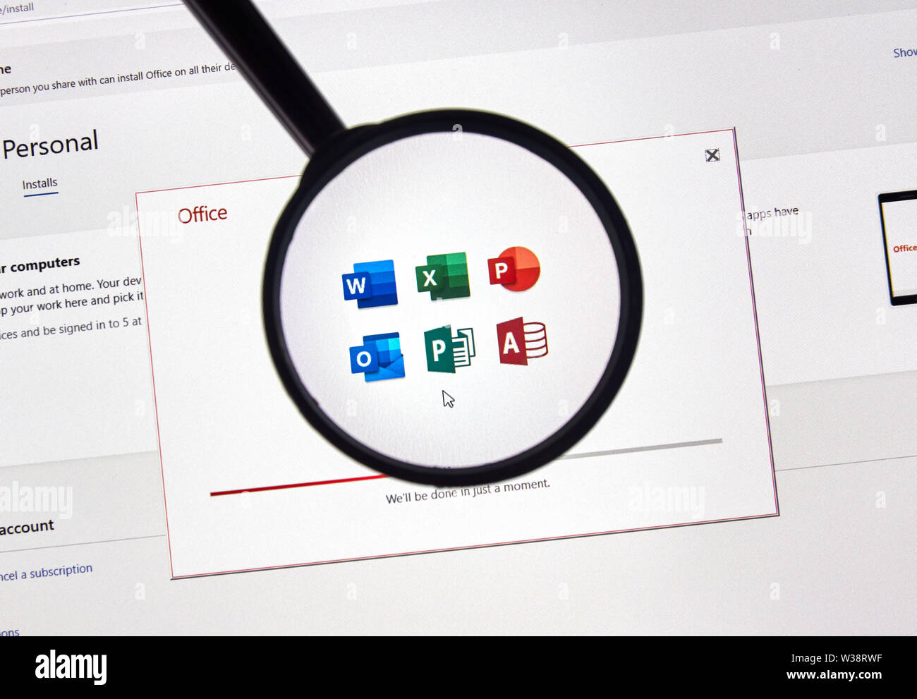 Computer desktop icons microsoft hi-res stock photography and images ...