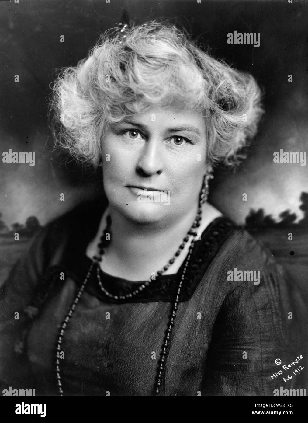 Black 1 Black and White Stock Photos & Images - Alamy