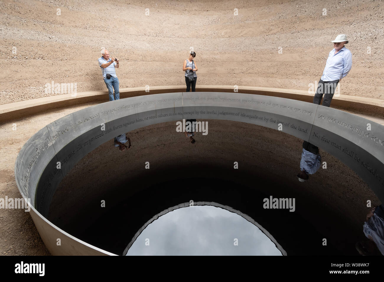 Water installation hi-res stock photography and images - Alamy